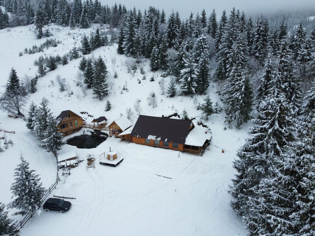 Cabana "Dor de Apuseni" - un proiect din suflet pentru oameni faini ...